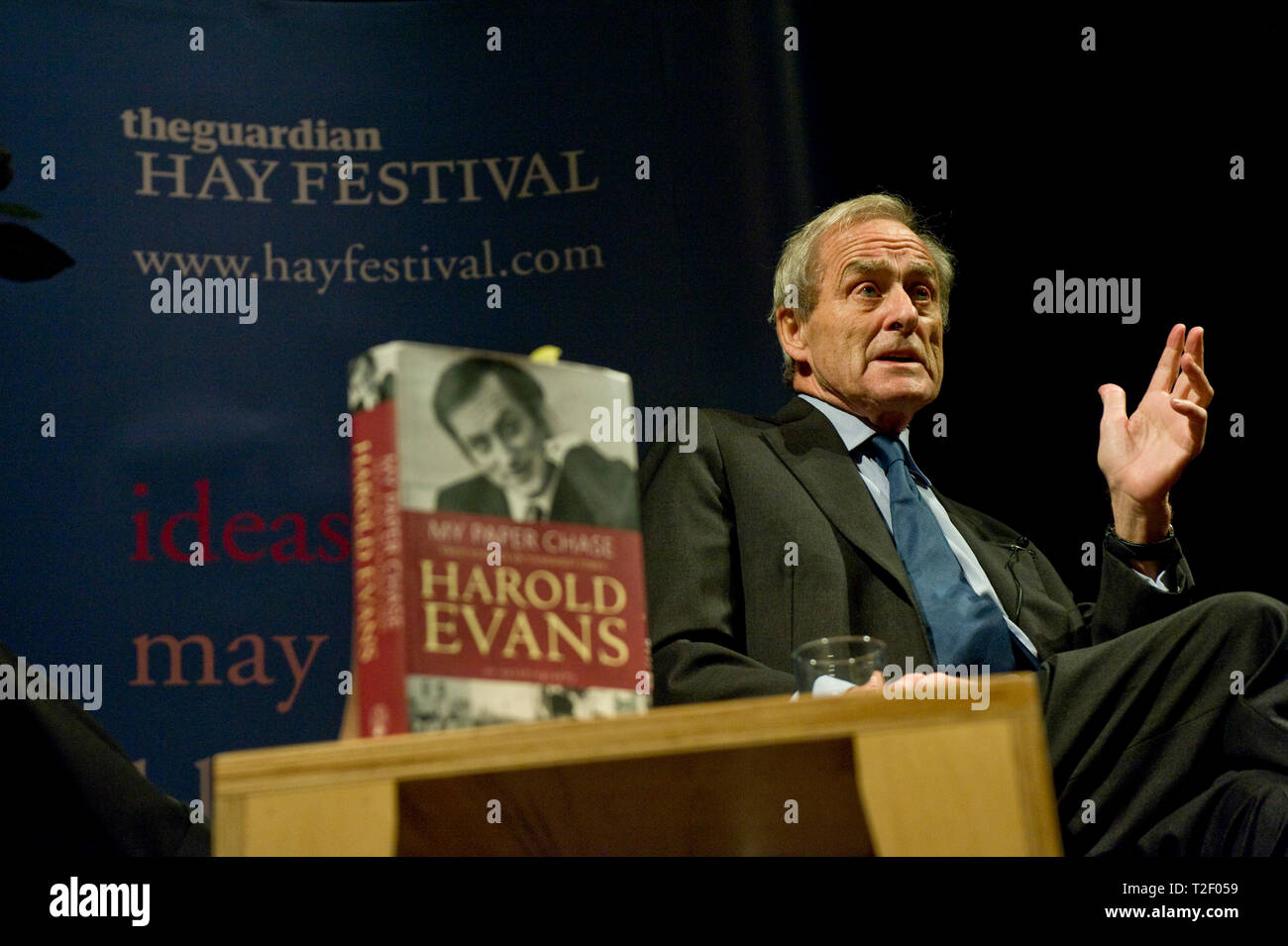 Portraits of legendary journalist and editor Sir Harold Evans [ married ...