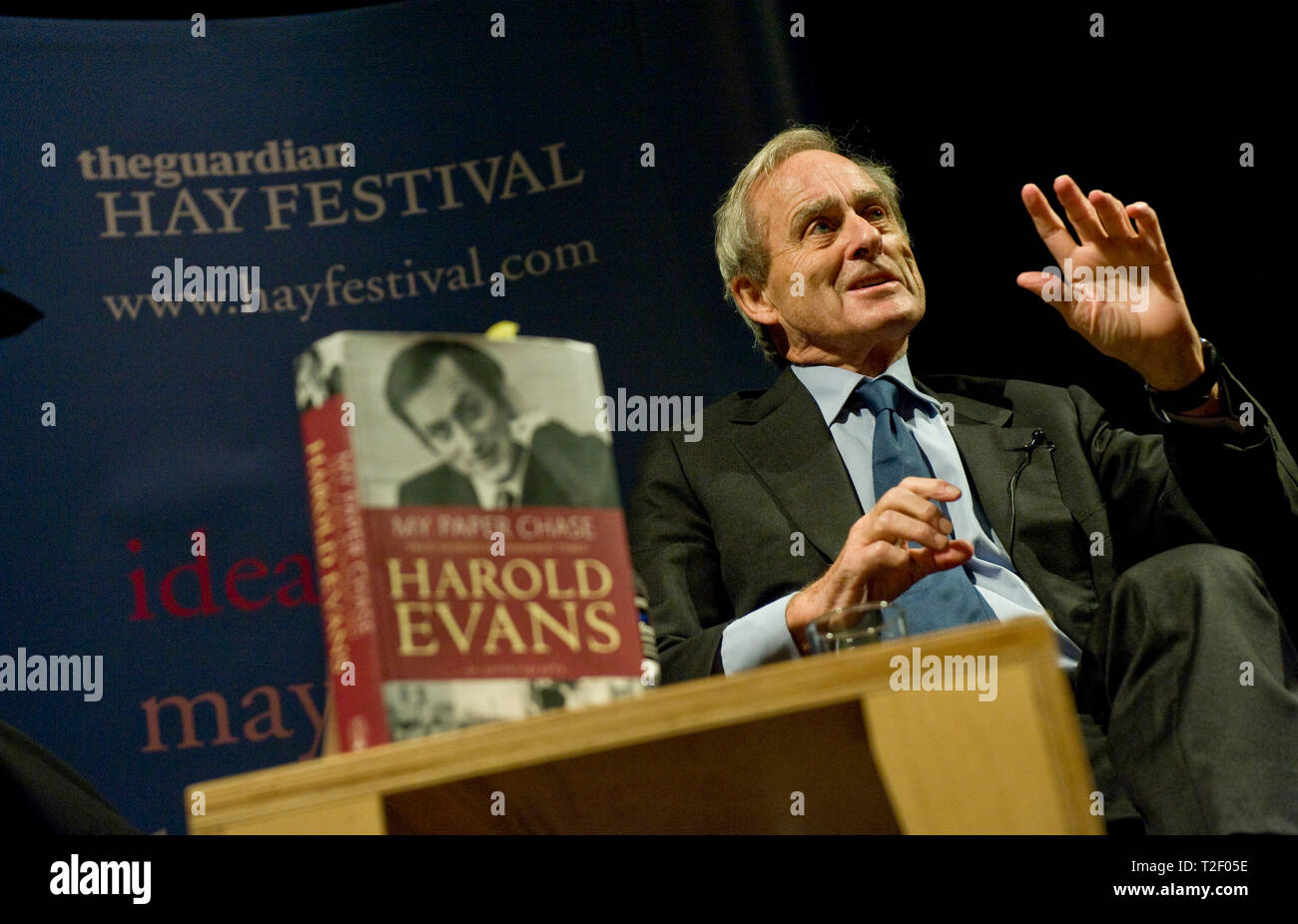 Portraits of legendary journalist and editor Sir Harold Evans [ married ...