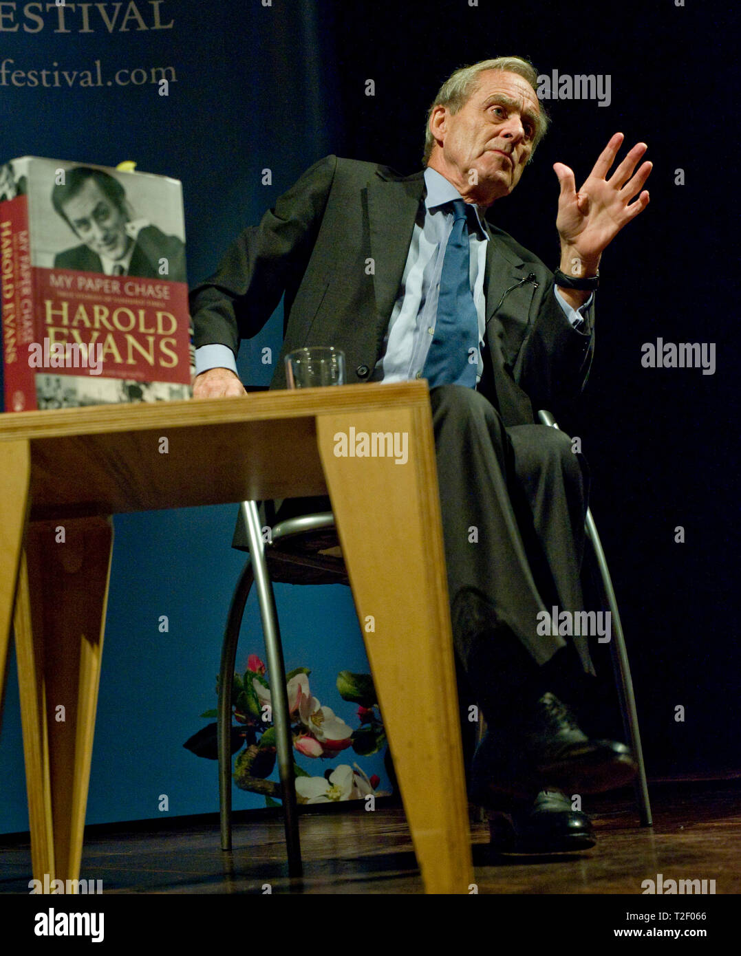 Portraits of legendary journalist and editor Sir Harold Evans [ married ...