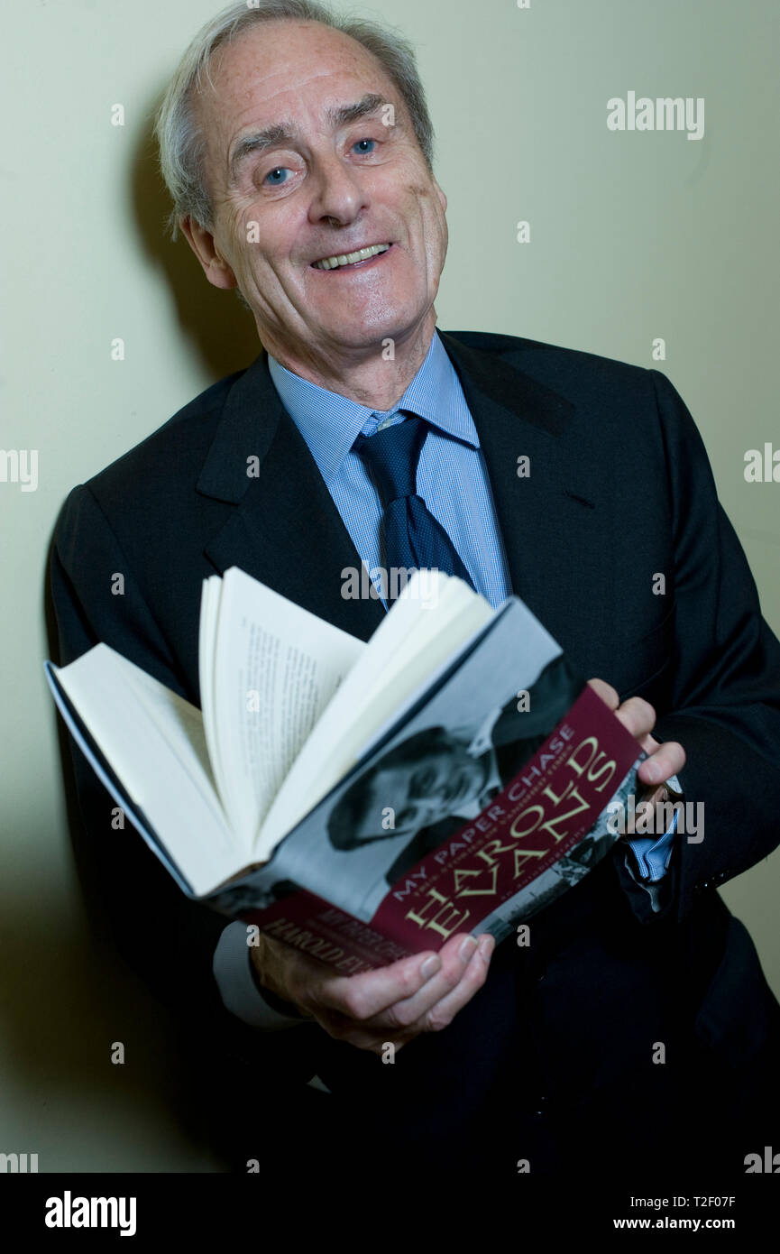 Portraits of legendary journalist and editor Sir Harold Evans [ married ...