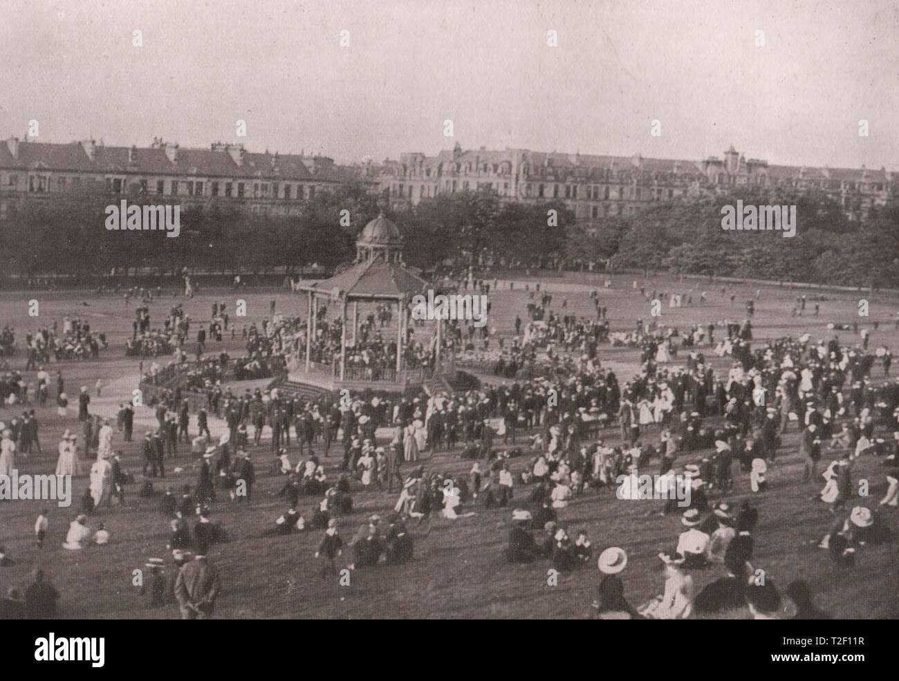 Queens park bandstand hi-res stock photography and images - Alamy