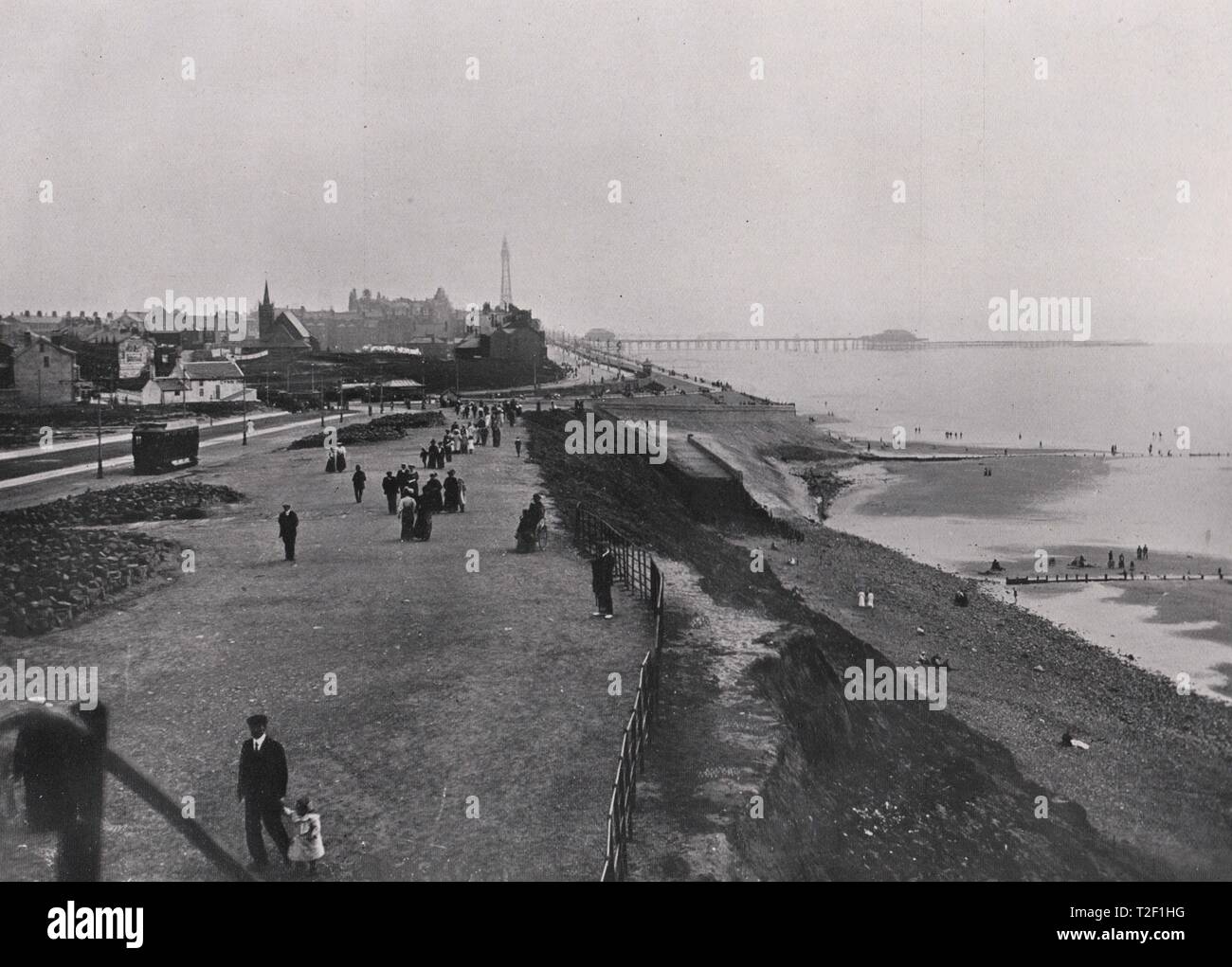 The cliffs blackpool hi-res stock photography and images - Alamy