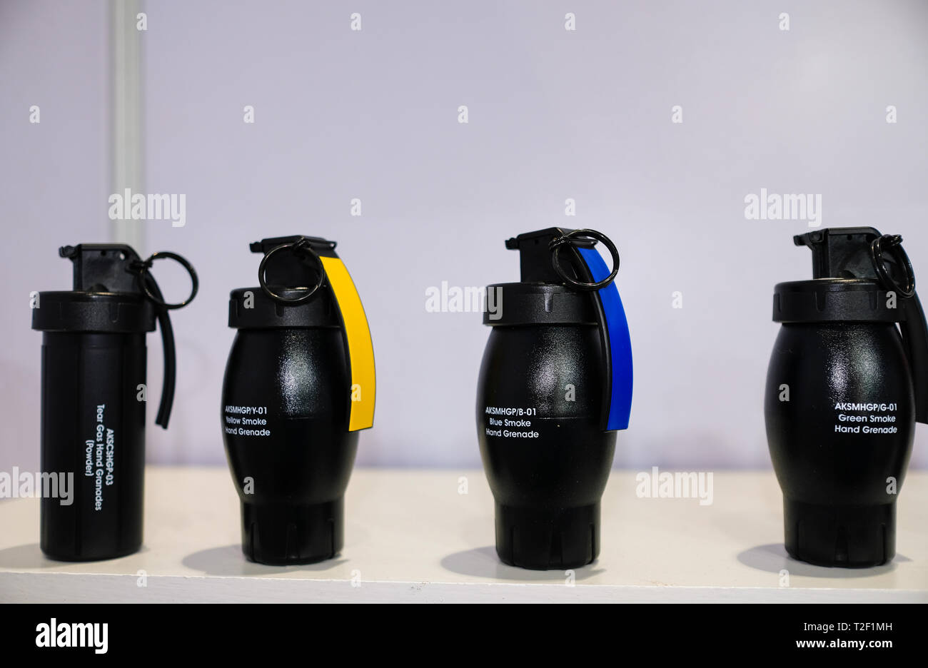 Grenades hi-res stock photography and images - Alamy