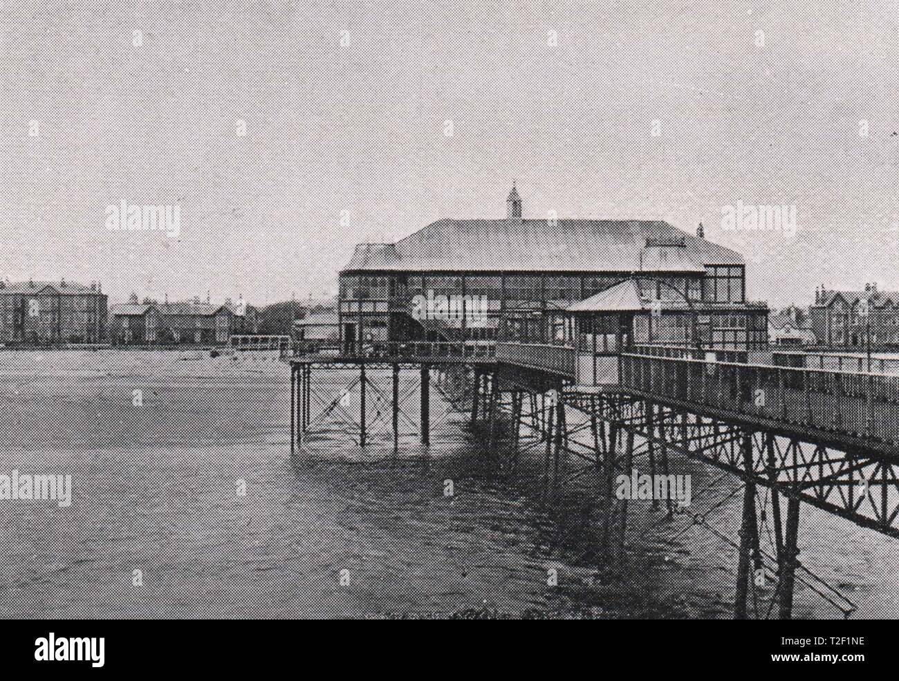 Lytham pier vintage hi-res stock photography and images - Alamy