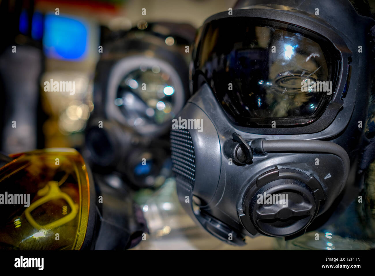 Hazardous environment gas mask with safety glass Stock Photo - Alamy