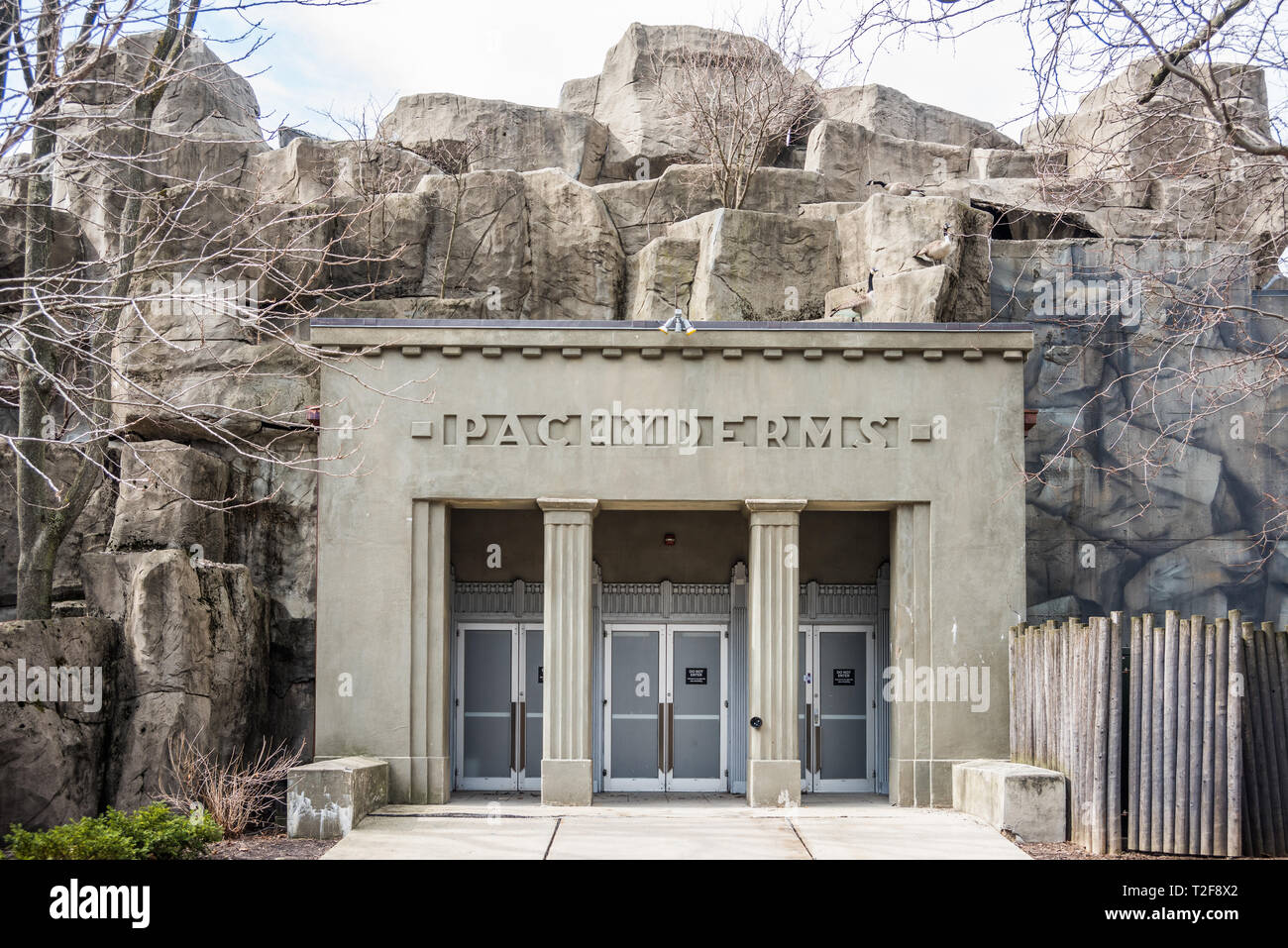 Brookfield Zoo Reptile House