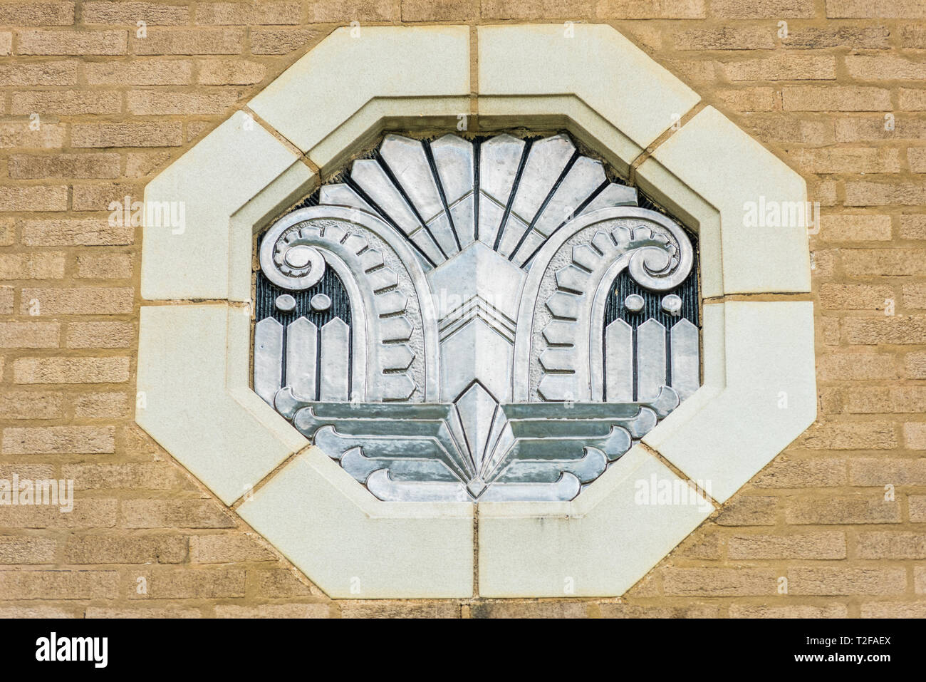 Exterior of Bloom High School in Chicago Heights Stock Photo - Alamy