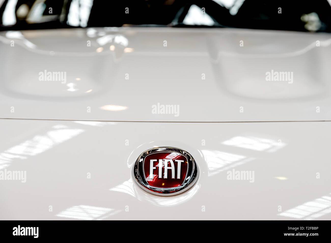 Shiny fiat logo hi-res stock photography and images - Alamy