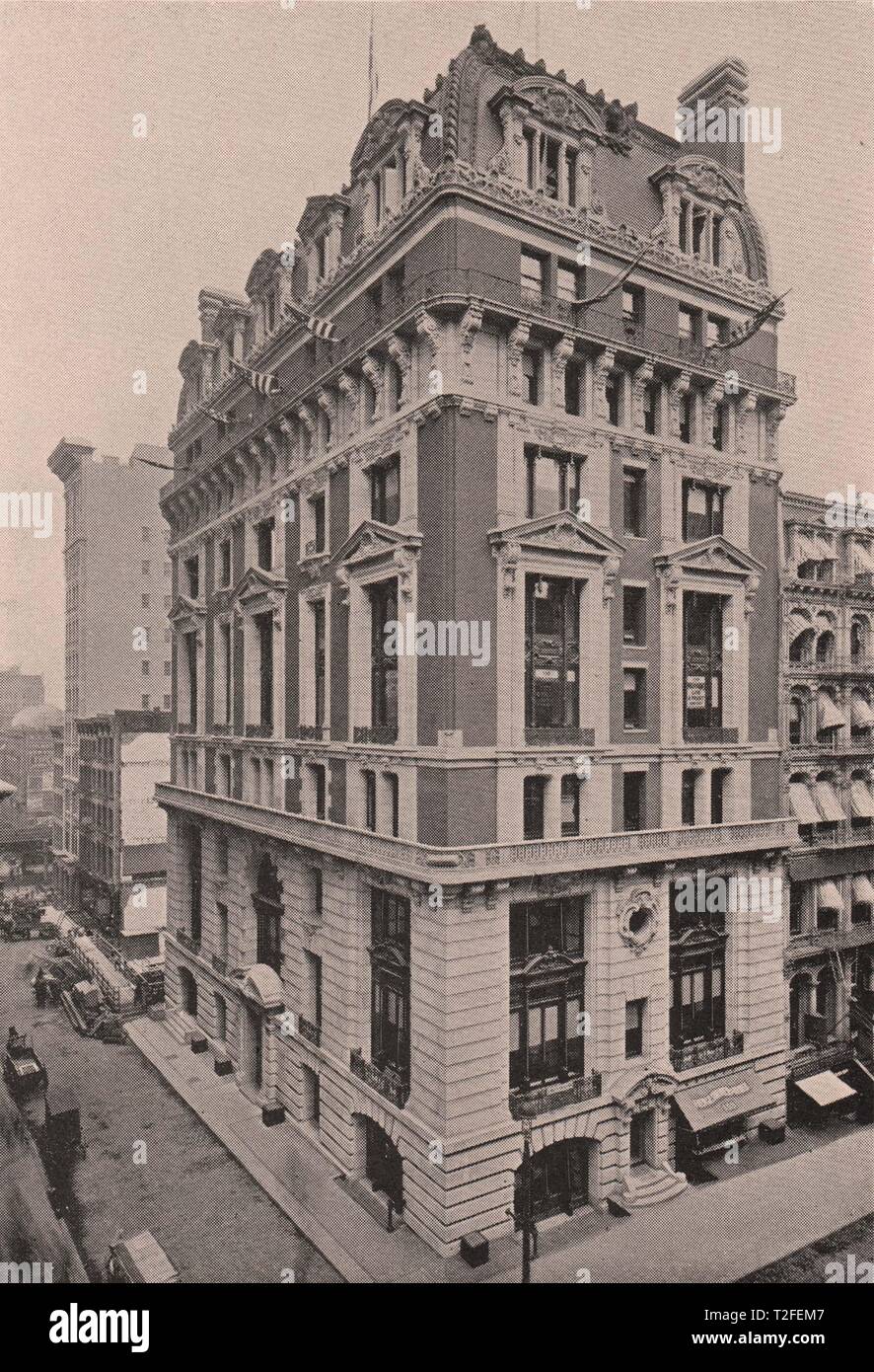 Singer Building; Northwest Corner Broadway and Liberty Street Stock ...