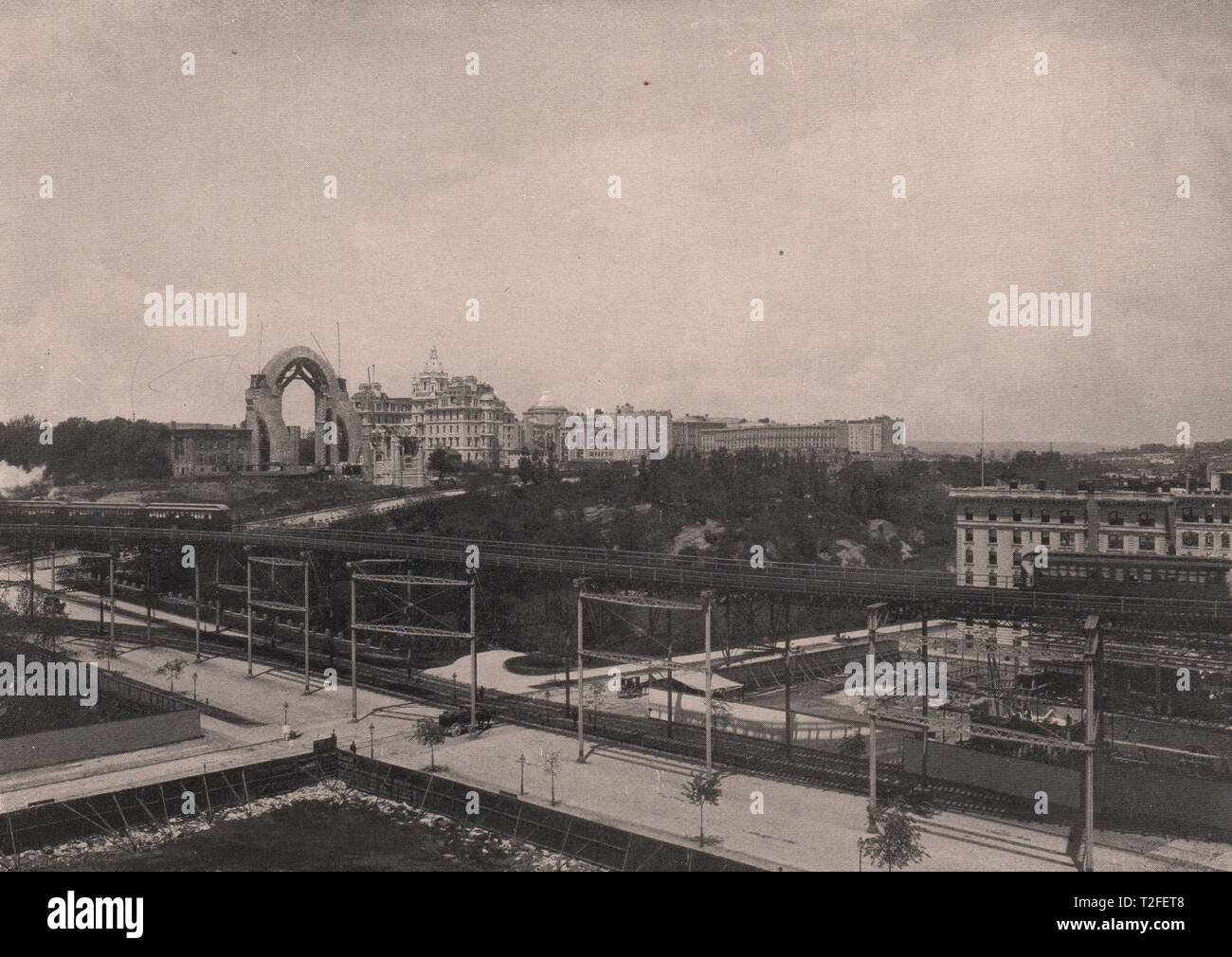 110th street hi-res stock photography and images - Alamy