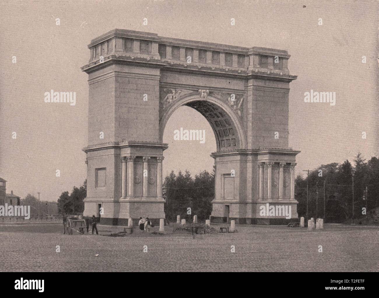 The Memorial Arch-Plaza Entrance to Prospect Park, Brooklyn Stock Photo ...