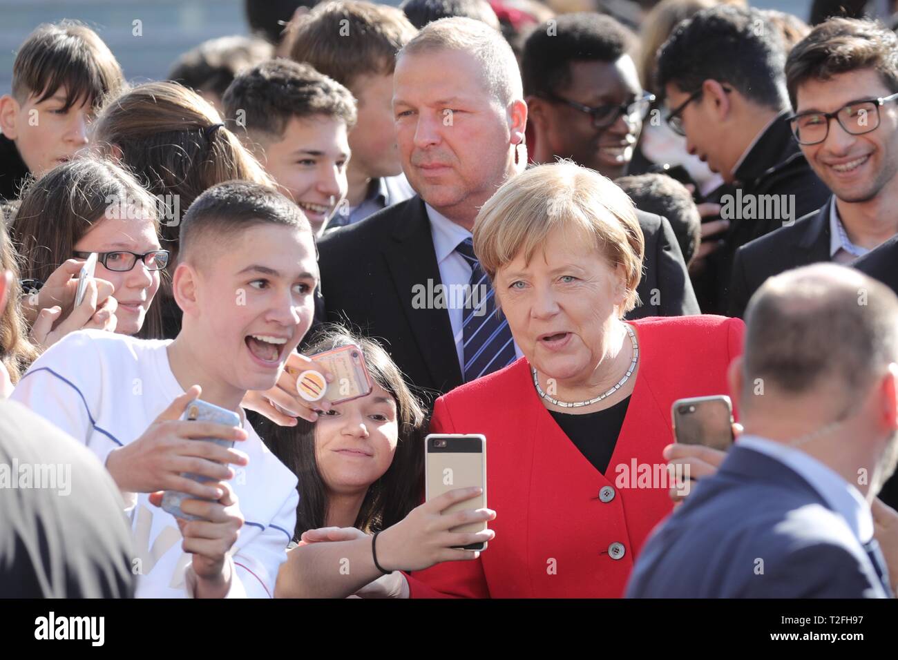 Berlin, Germany. 02nd Apr, 2019. Chancellor Angela Merkel (CDU) makes ...