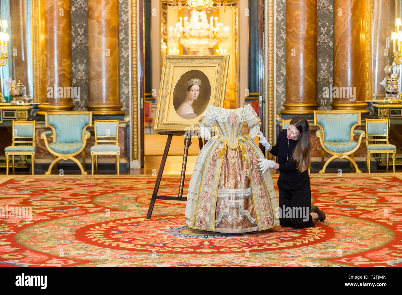 Queen victoria buckingham palace 1837 hi-res stock photography and ...