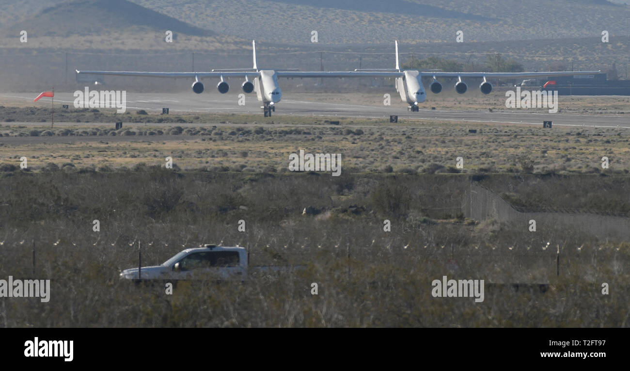 Edwards afb lakebed landing hi-res stock photography and images - Alamy
