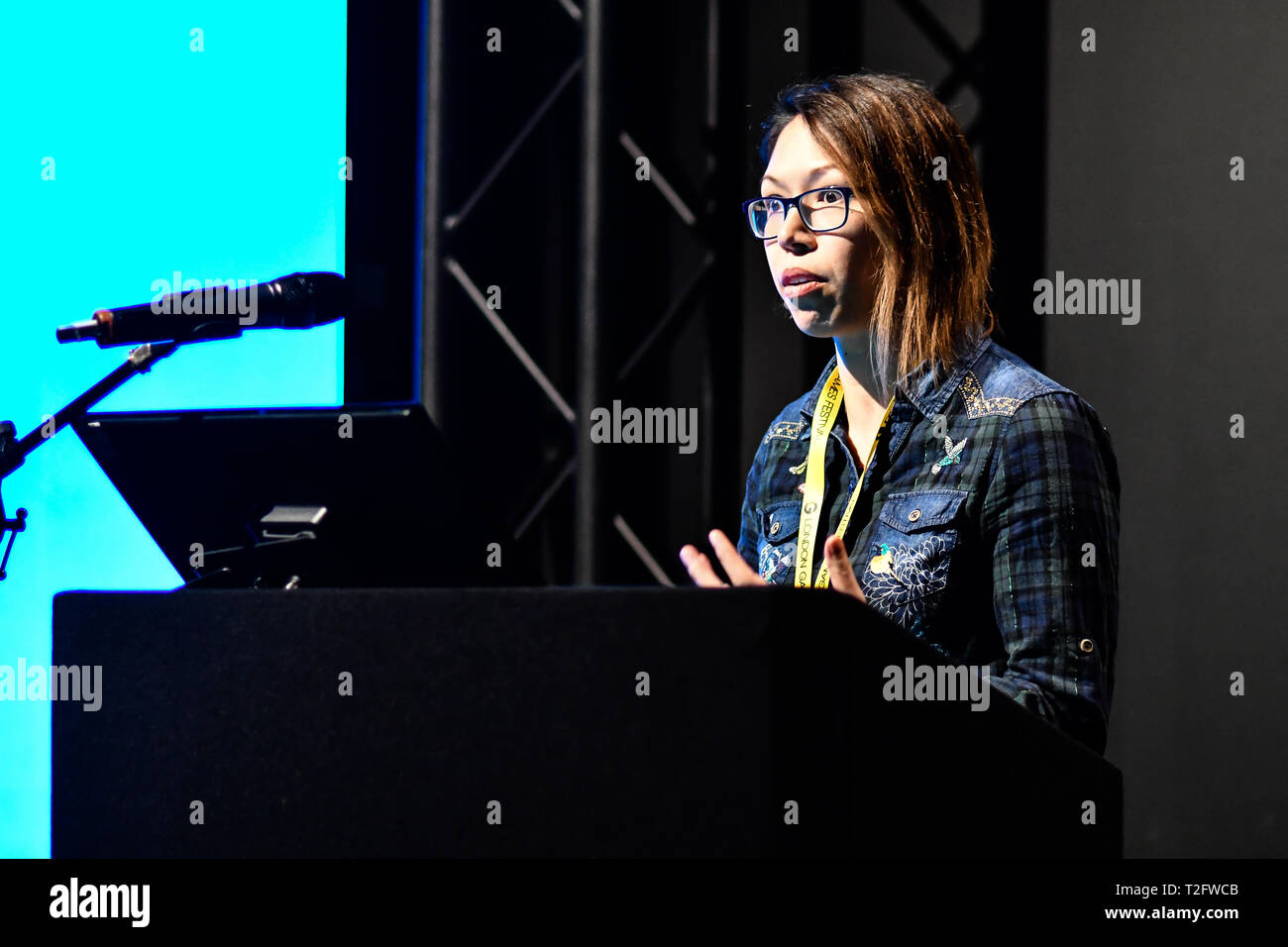 Julia quang hi-res stock photography and images - Alamy