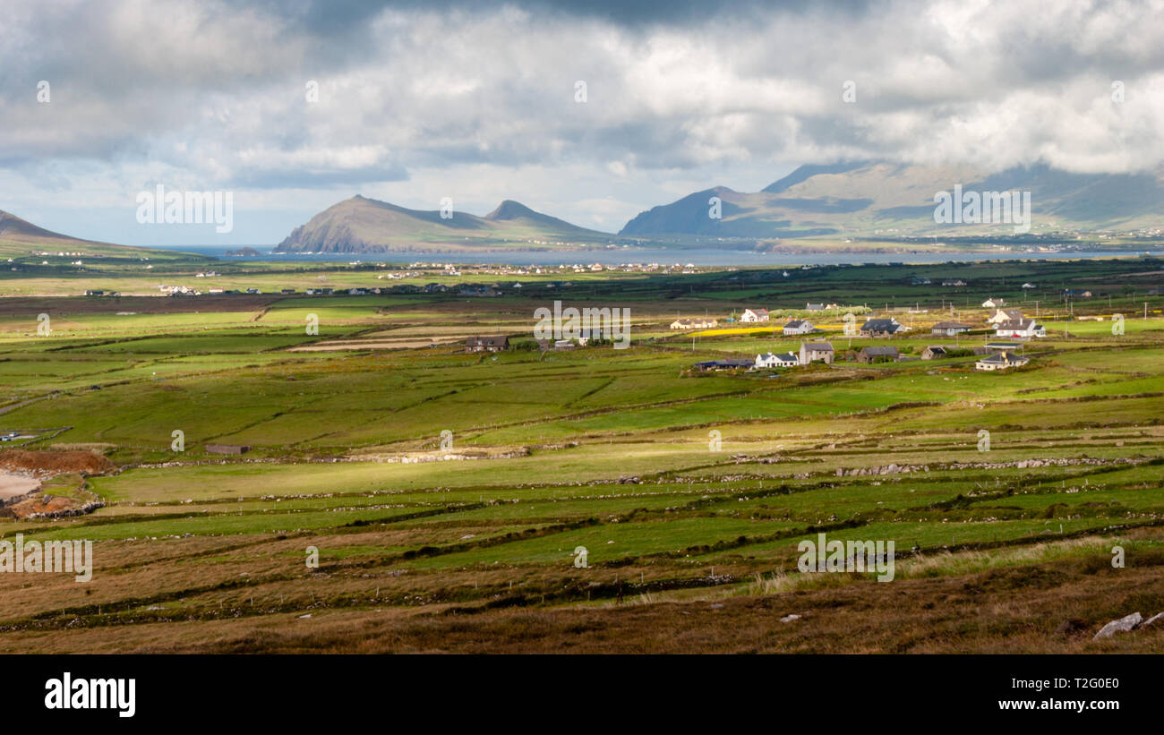 Ireland village view green hi-res stock photography and images - Alamy