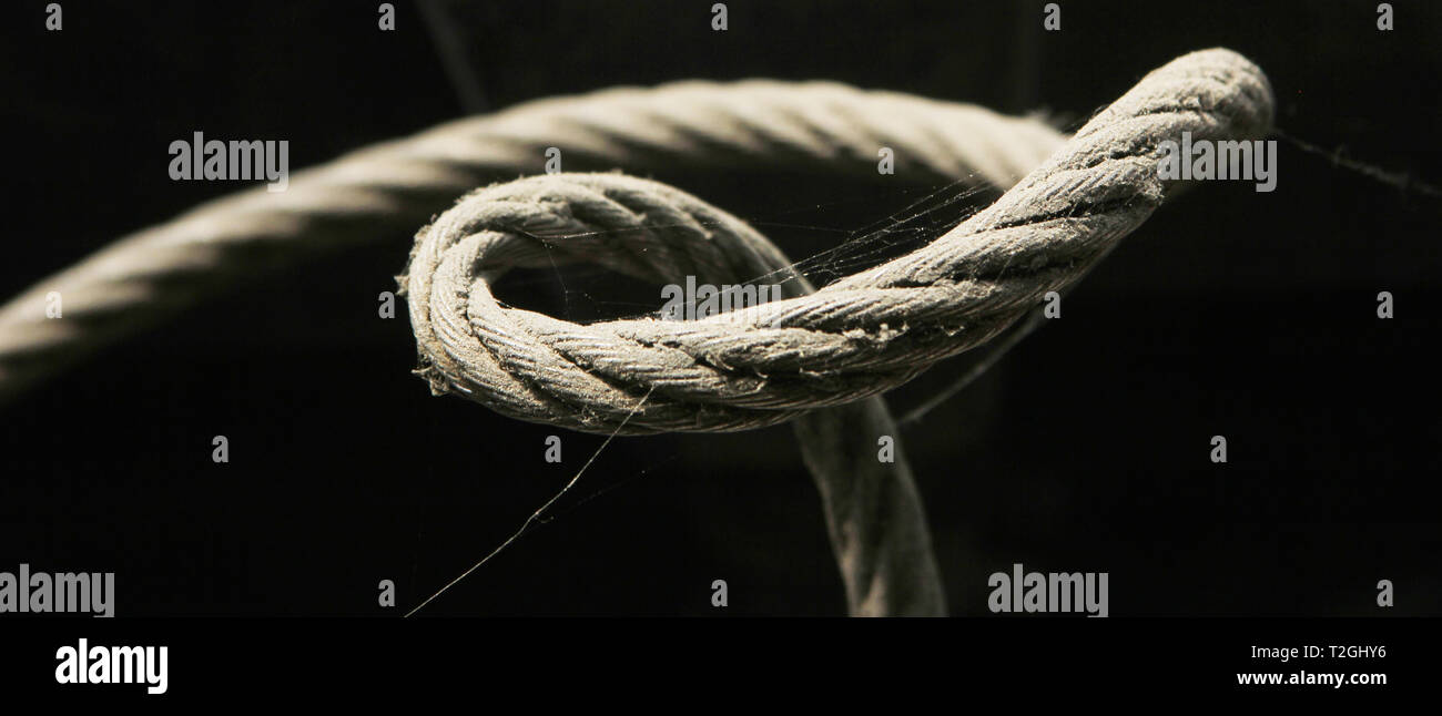 Towing hawser line hi-res stock photography and images - Alamy