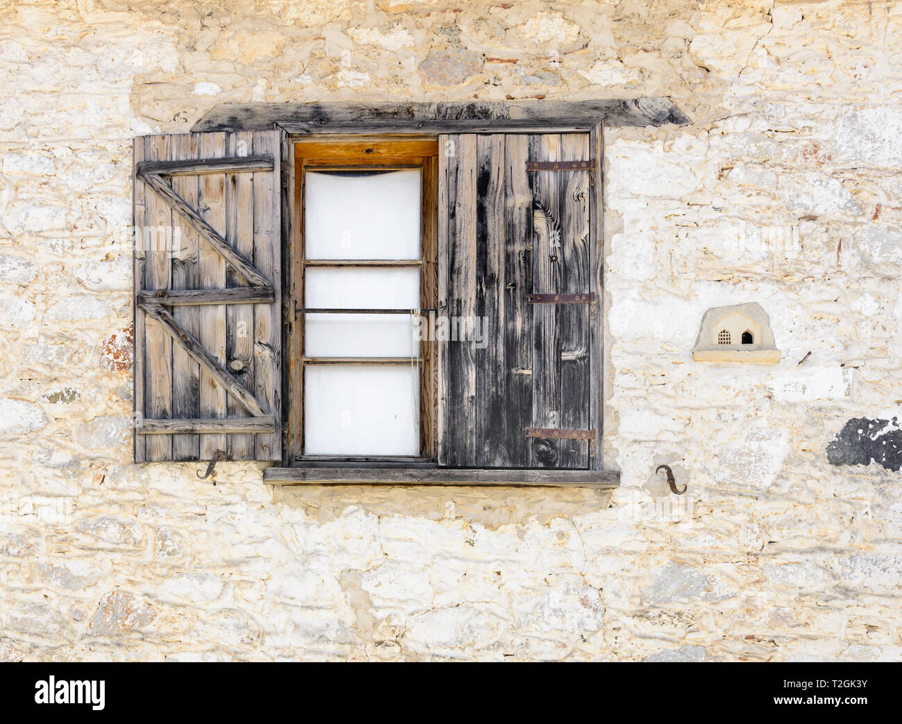 Window of a wooden hut Stock Photo - Alamy