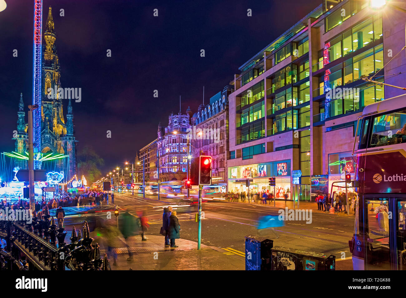 Edinburgh christmas lights hi-res stock photography and images - Alamy