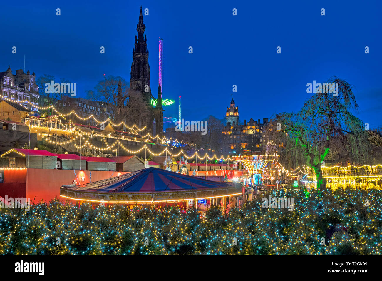 Edinburgh Christmas lights and festivities, Princes Street Gardens ...
