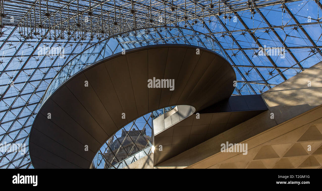 Spiral staircase louvre museum paris hi-res stock photography and ...