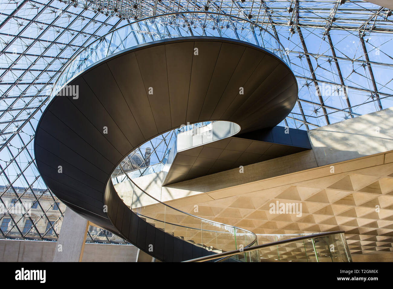 Spiral staircase louvre museum paris hi-res stock photography and ...