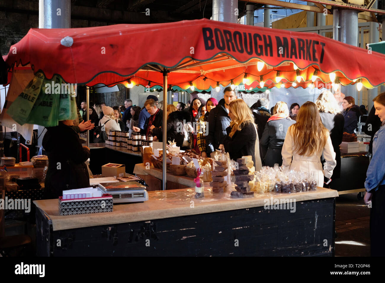 Tourists buying chocolate hi-res stock photography and images - Alamy