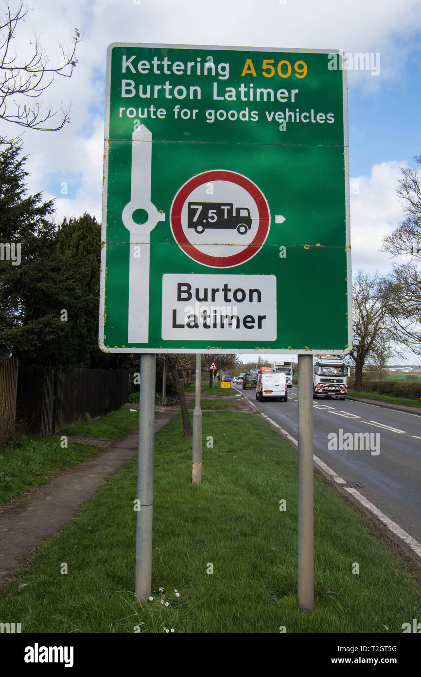 Road Sign Kettering Burton Latimer route goods vehicles lorry picture ...