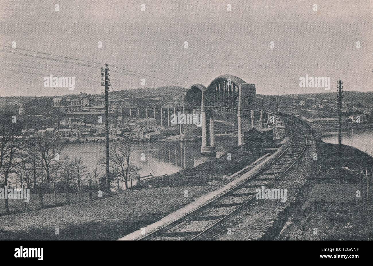 Saltash bridge hi-res stock photography and images - Alamy
