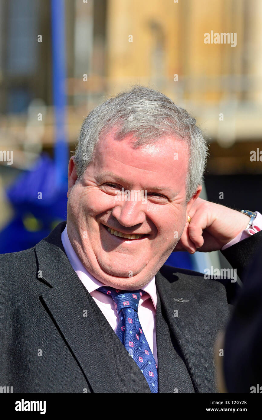 Ian blackford snp mp hi-res stock photography and images - Alamy