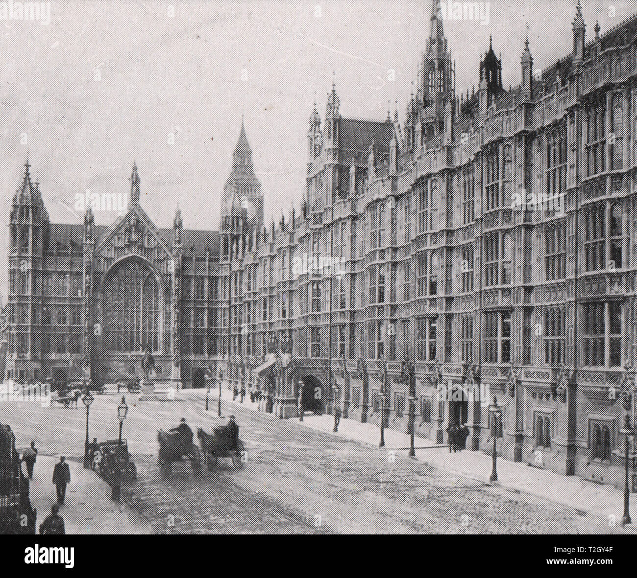 Old yard of palace of westminster hi-res stock photography and images - Alamy