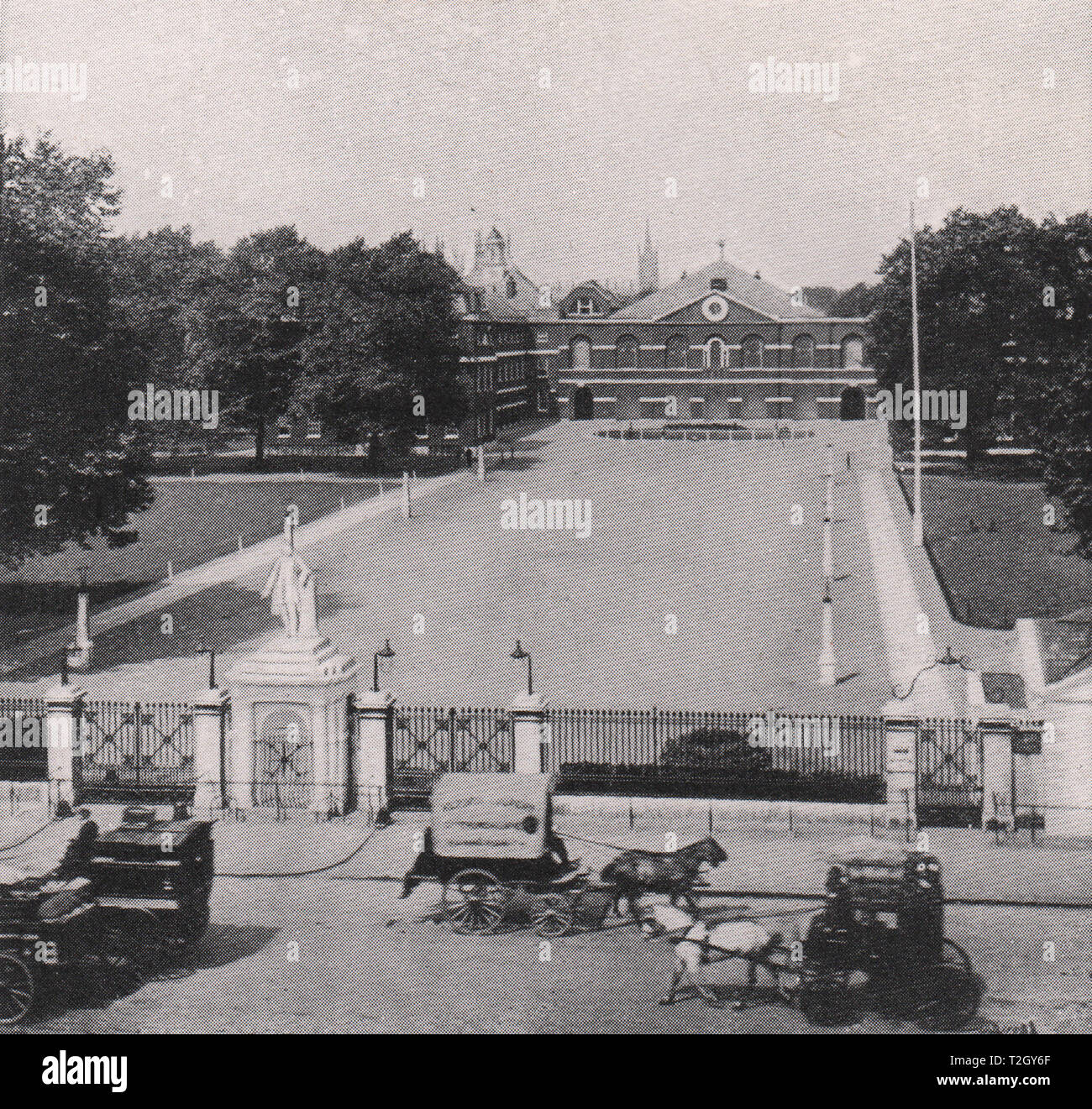 London foundling hospital hi-res stock photography and images - Alamy