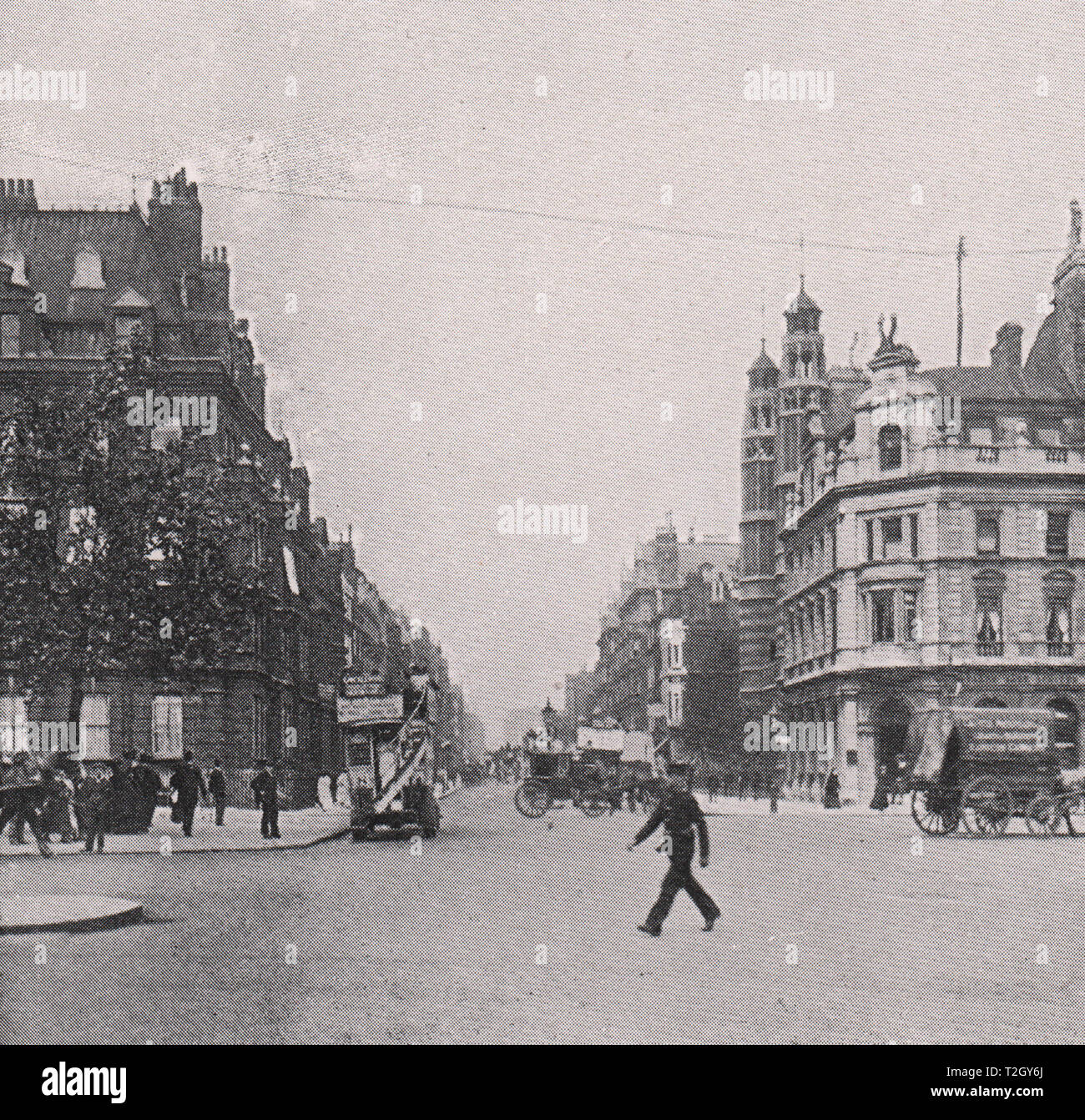 Sloane Street From Sloane Square Stock Photo - Alamy