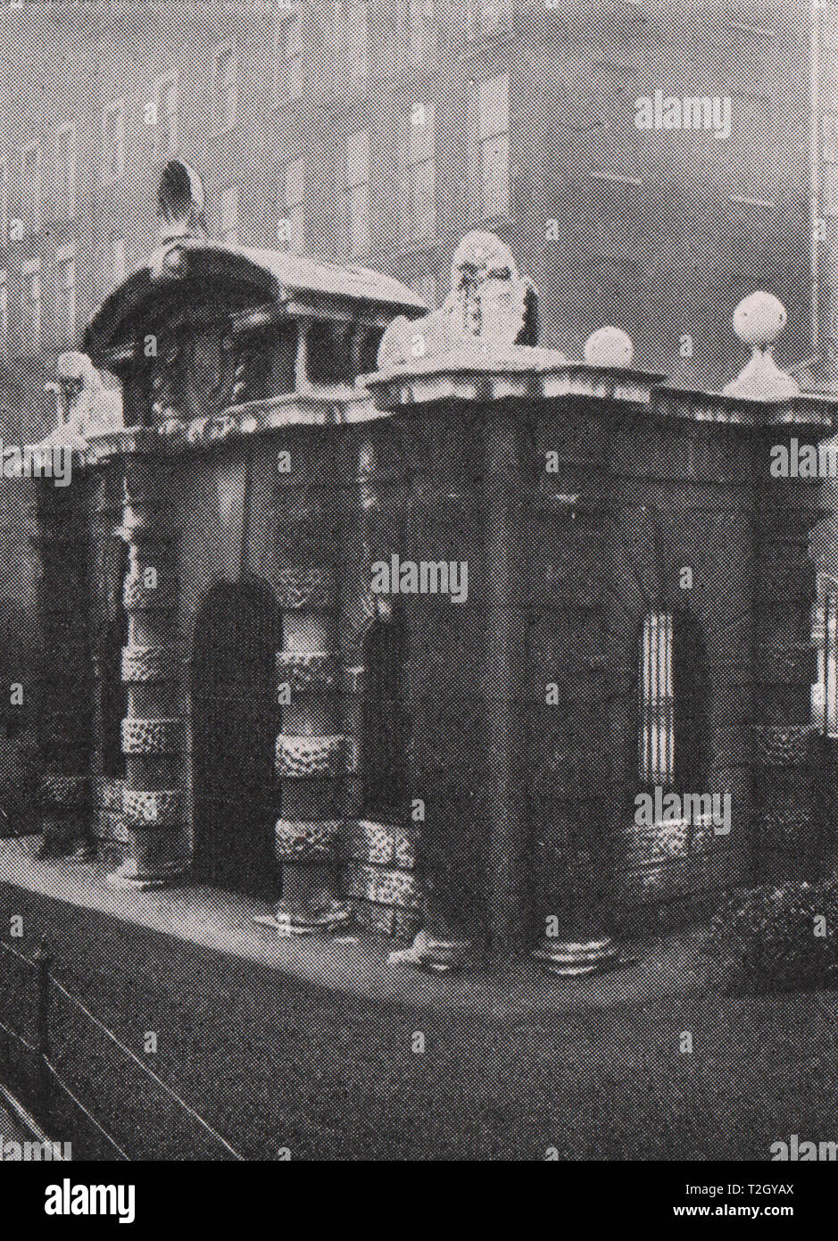 York gate thames embankment hi-res stock photography and images - Alamy