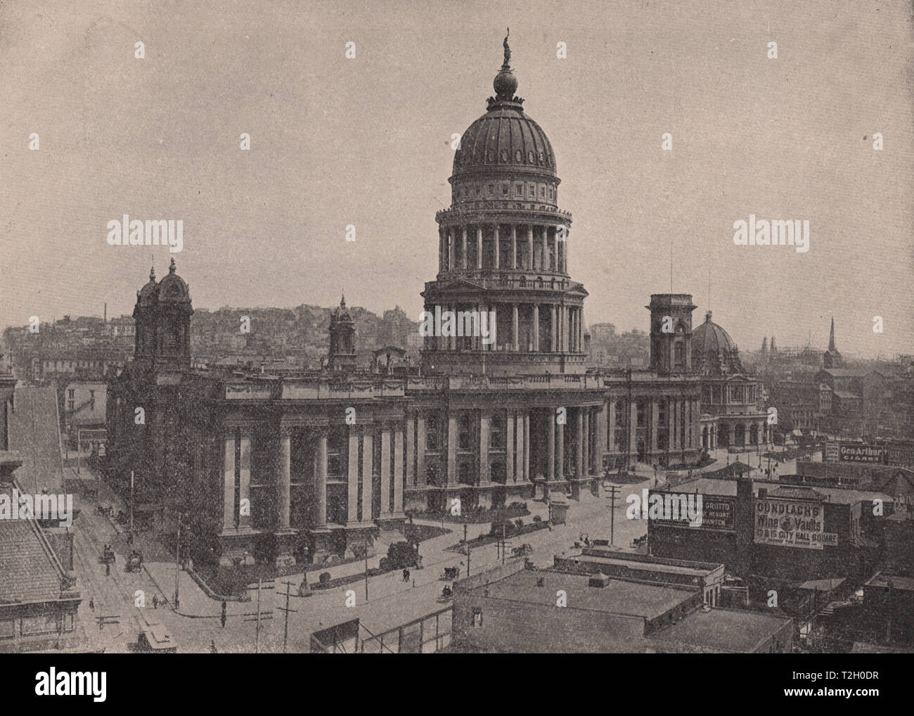 Height 335 feet hi-res stock photography and images - Alamy