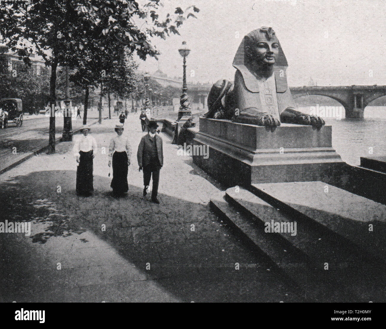 London sphinx hi-res stock photography and images - Alamy