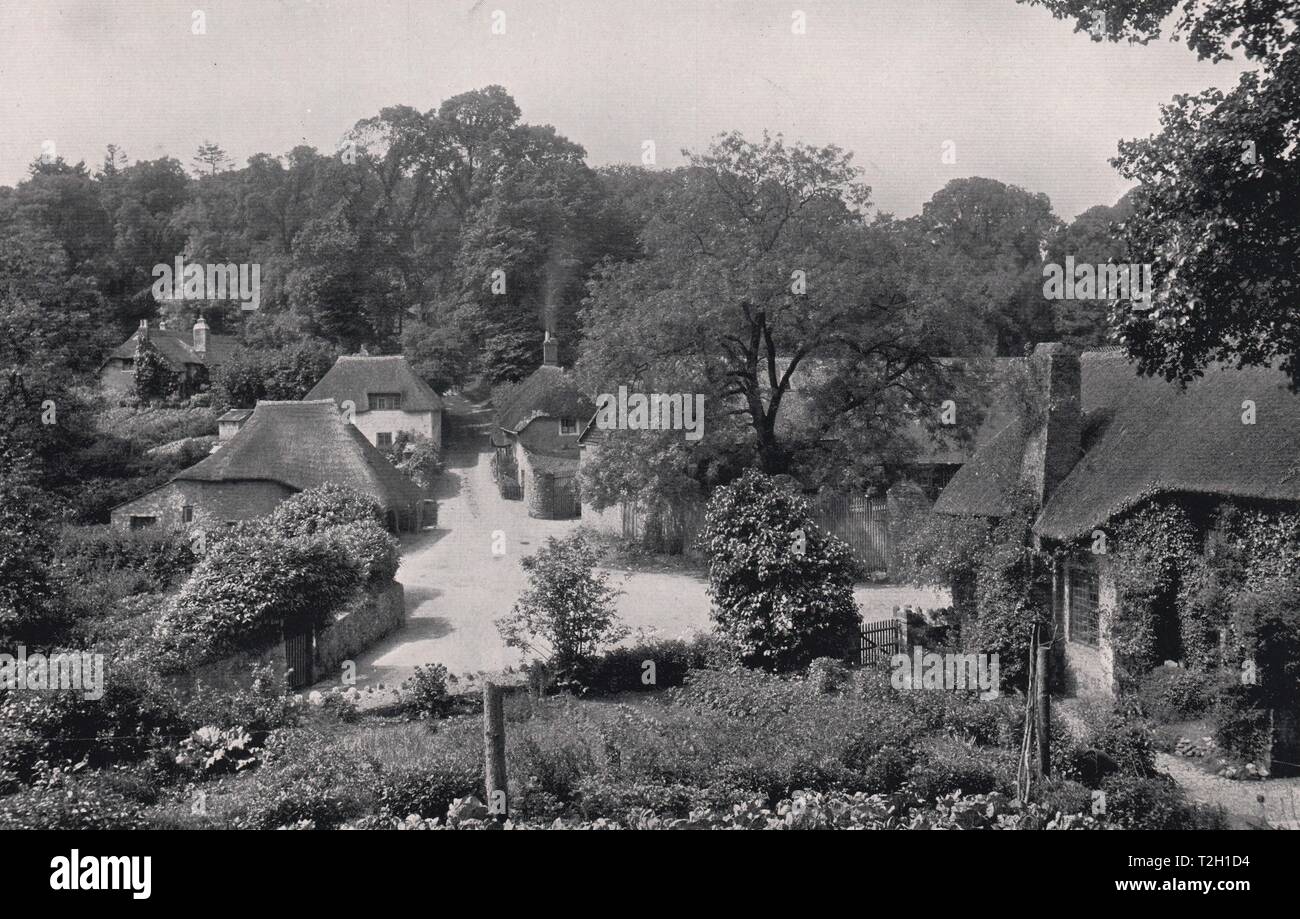 Cockington village hi-res stock photography and images - Alamy