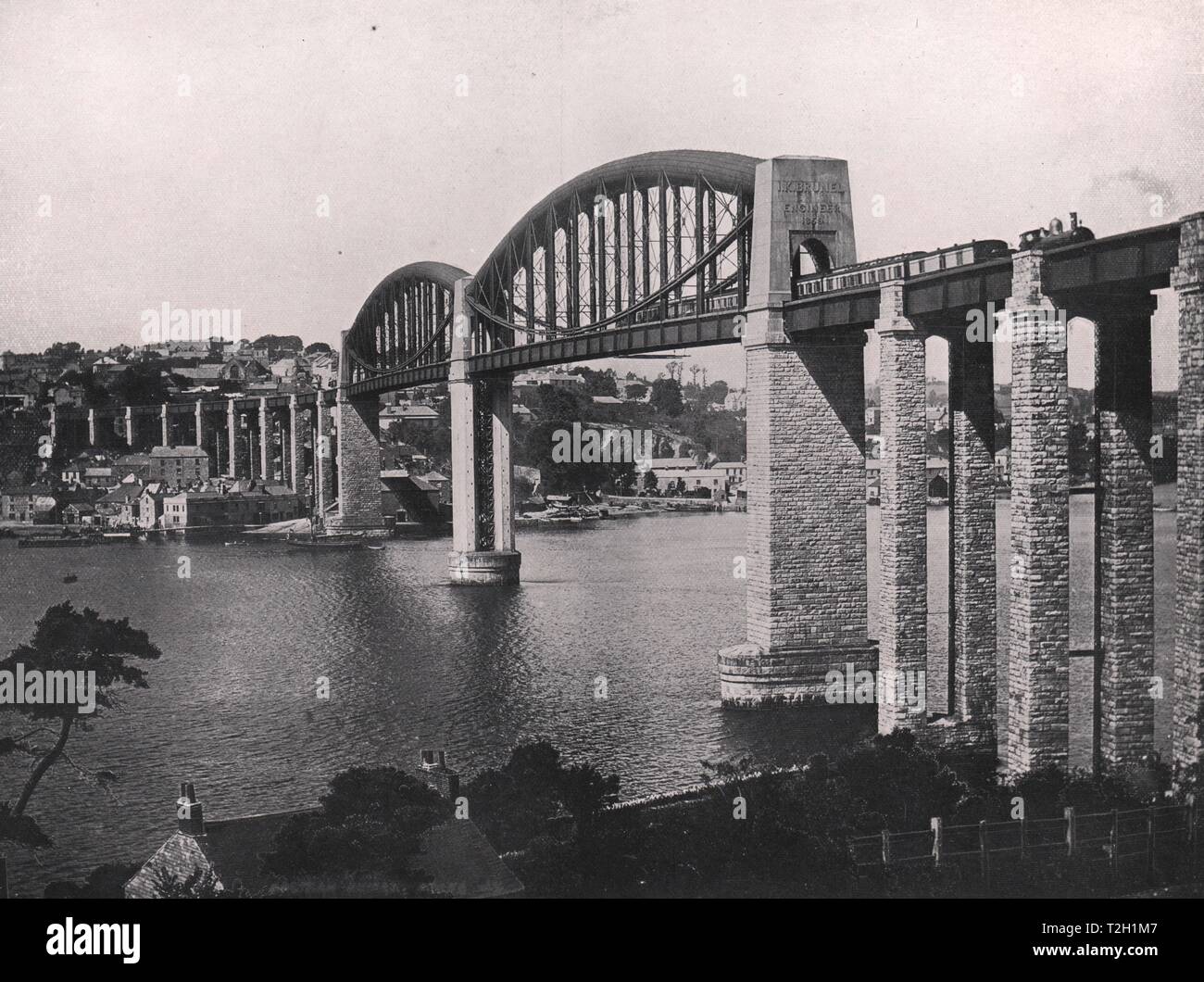 Saltash bridge hi-res stock photography and images - Alamy