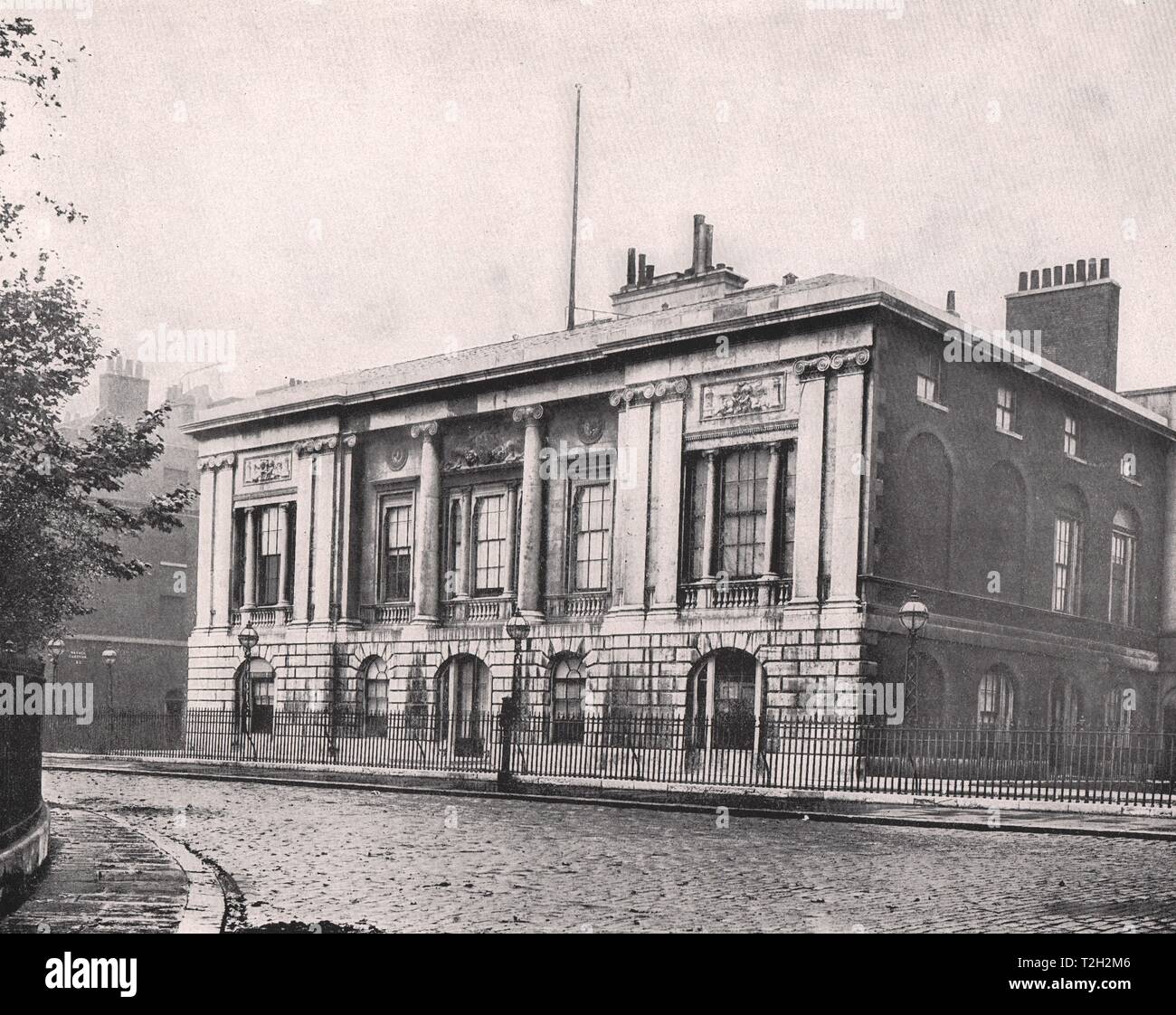 The trinity house hi-res stock photography and images - Alamy