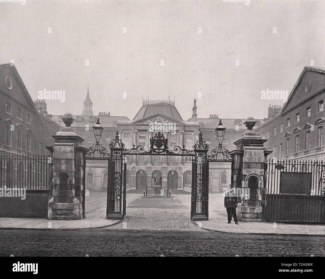 Guys hospital 19th century hi-res stock photography and images - Alamy