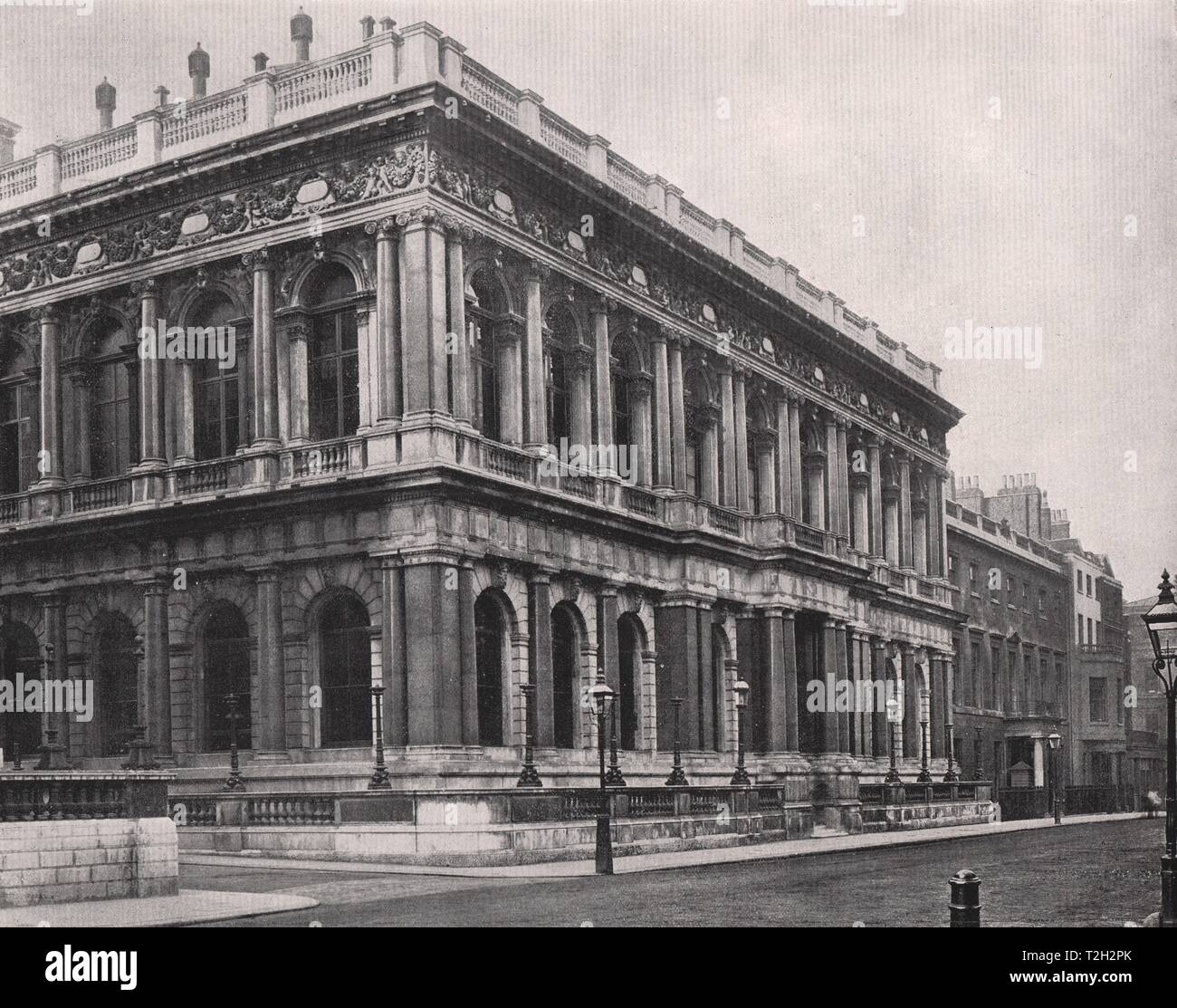 Carlton club london hi-res stock photography and images - Alamy