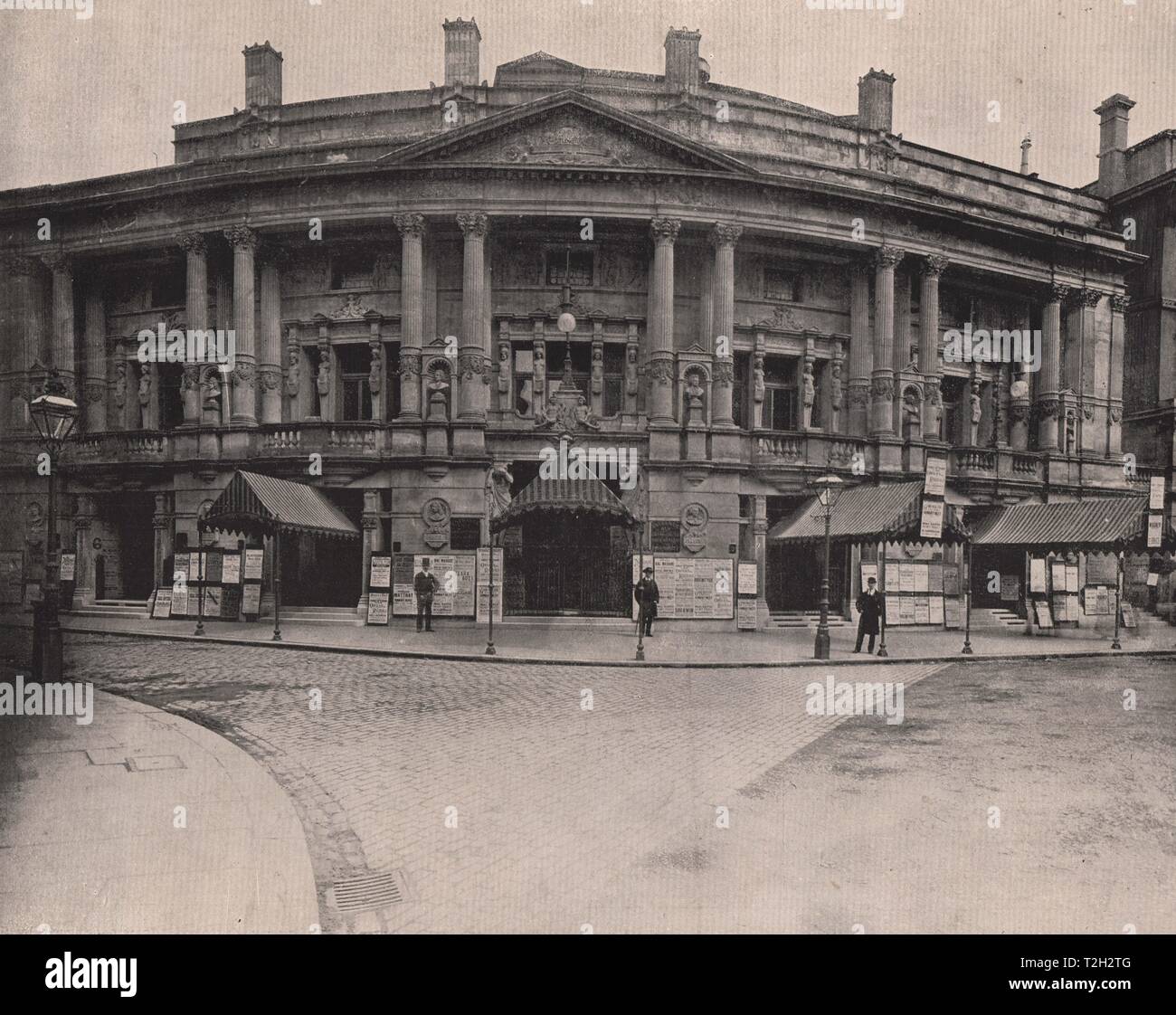 Queen's hall london hi-res stock photography and images - Alamy