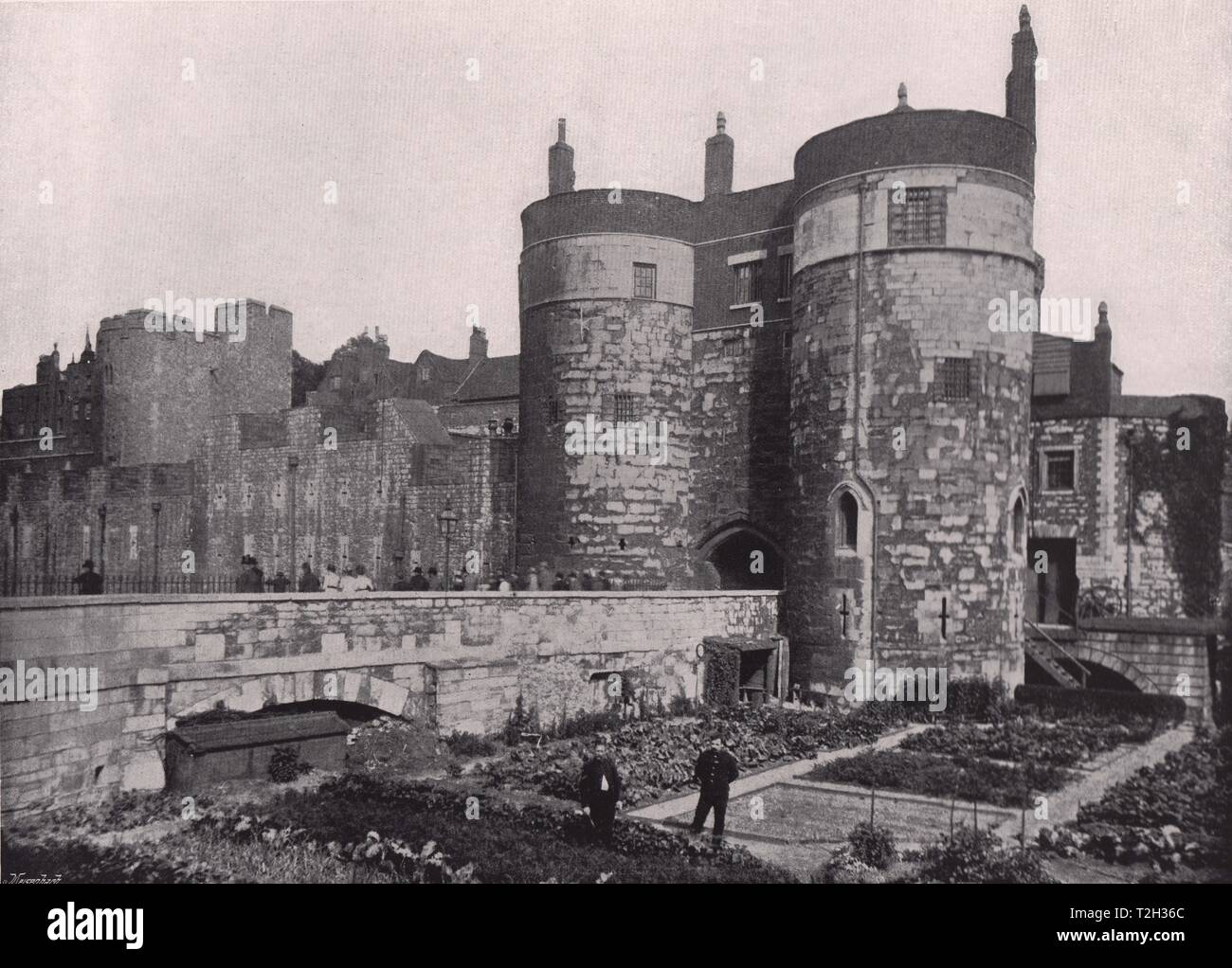Tower of London - The Beauchamp and byward towers Stock Photo - Alamy