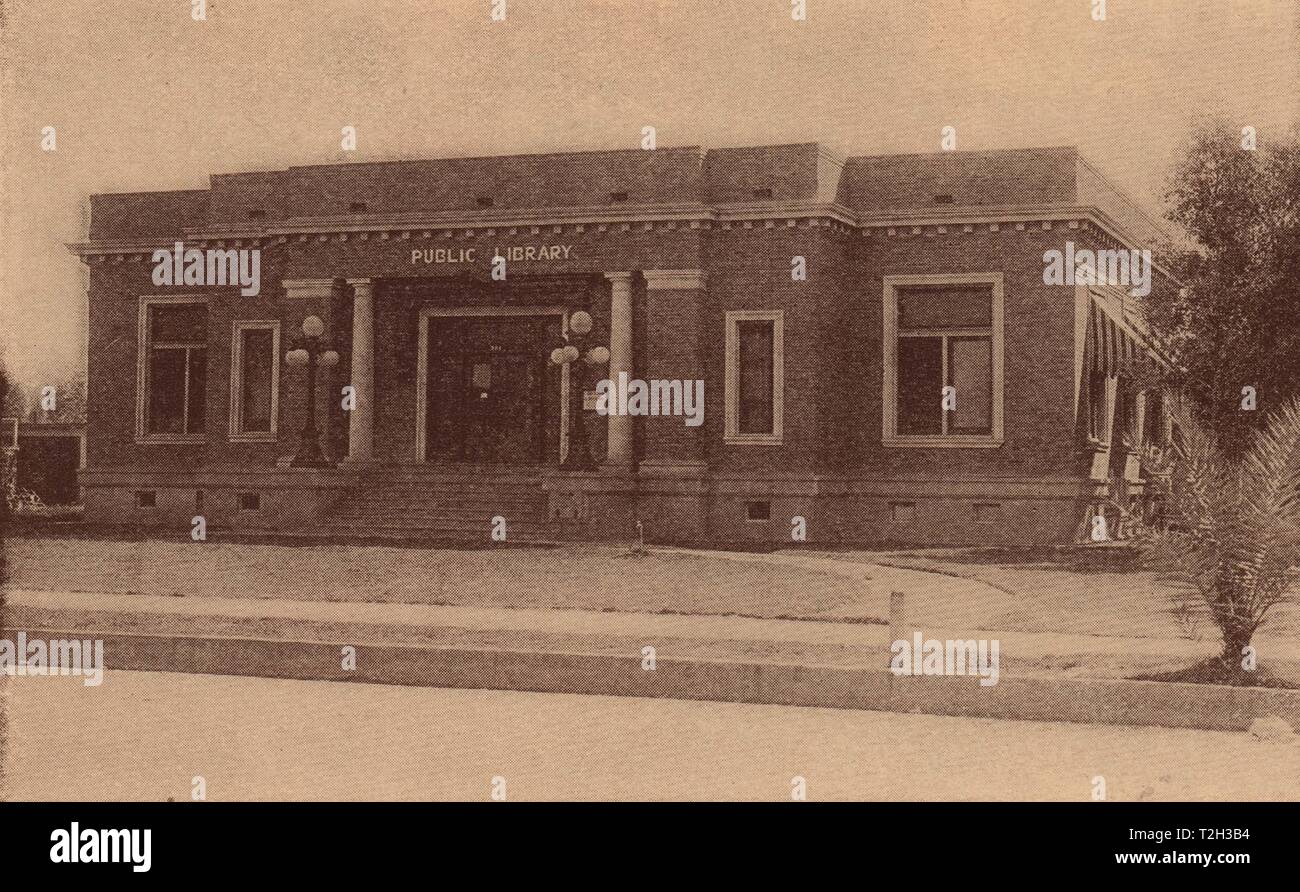 Vintage libraries hi-res stock photography and images - Alamy