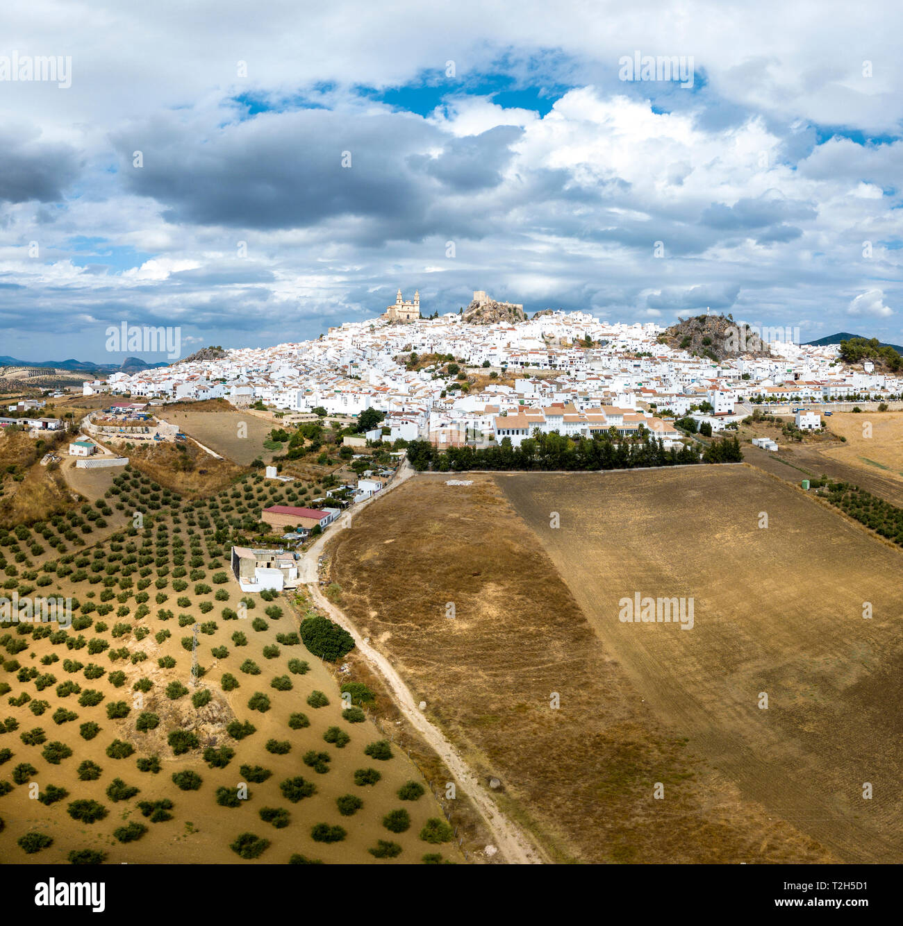 Pueblos blancos olvera hi-res stock photography and images - Alamy