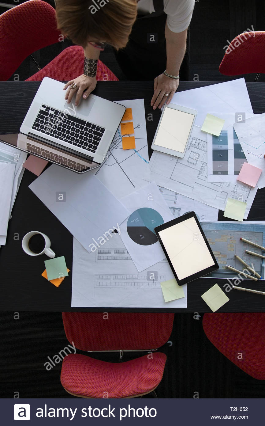 Messy conference room table hi-res stock photography and images - Alamy