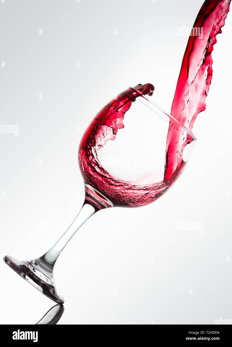 Pouring wineglass hi-res stock photography and images - Alamy