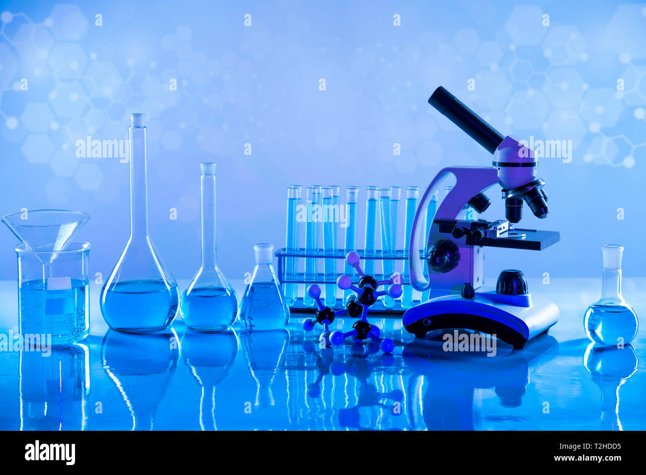 Glassware, Laboratory beakers,Science experiment Stock Photo - Alamy