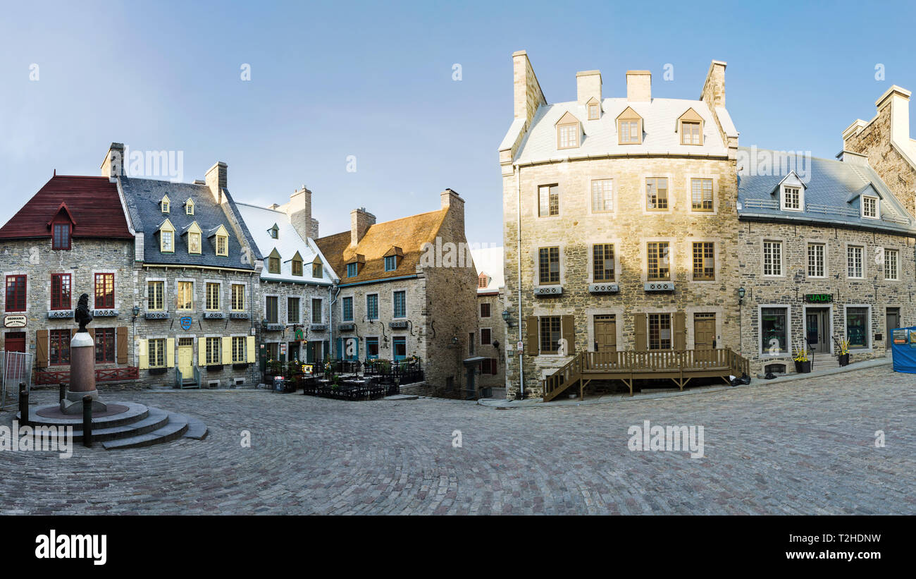 Old buildings quebec city hi-res stock photography and images - Alamy