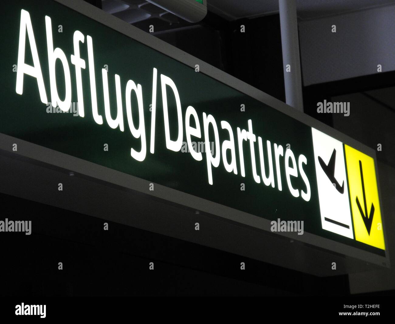 Counter arrow hi-res stock photography and images - Alamy